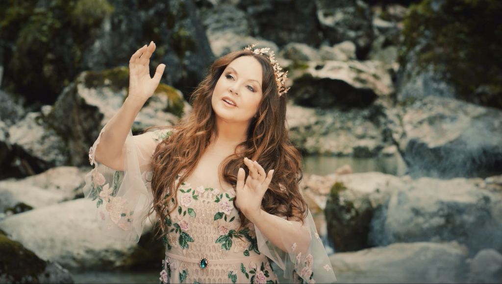 HYMN Video Premiere - Sarah Brightman : Sarah Brightman